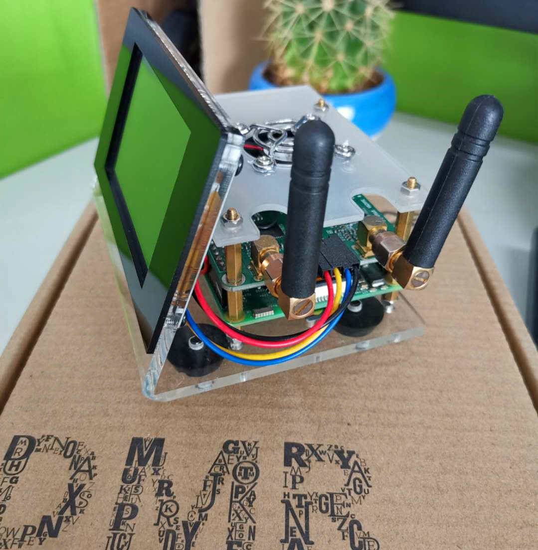 Raspberry Pi MMDVM Duplex Hotspot Acrylic "L" Case 3.5'' Nextion Display